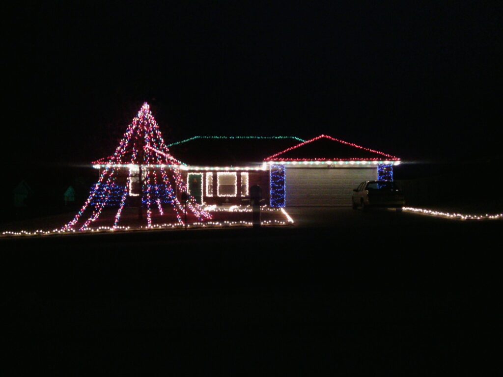 Layton Lights - Holiday Light Display (3 Stars, 2 Reviews) in ...